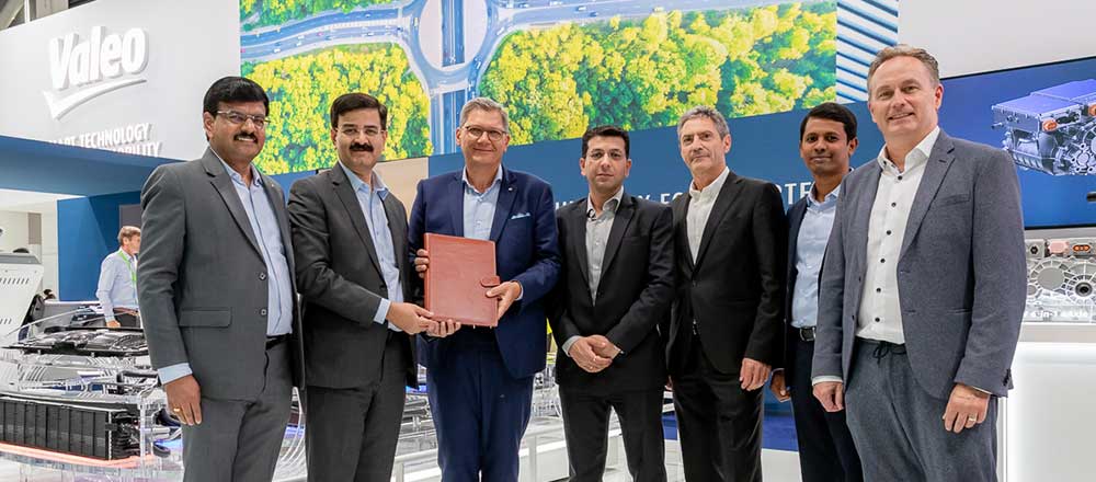 Valeo to supply electric powertrain for Mahindra & Mahindra’s Electric ...