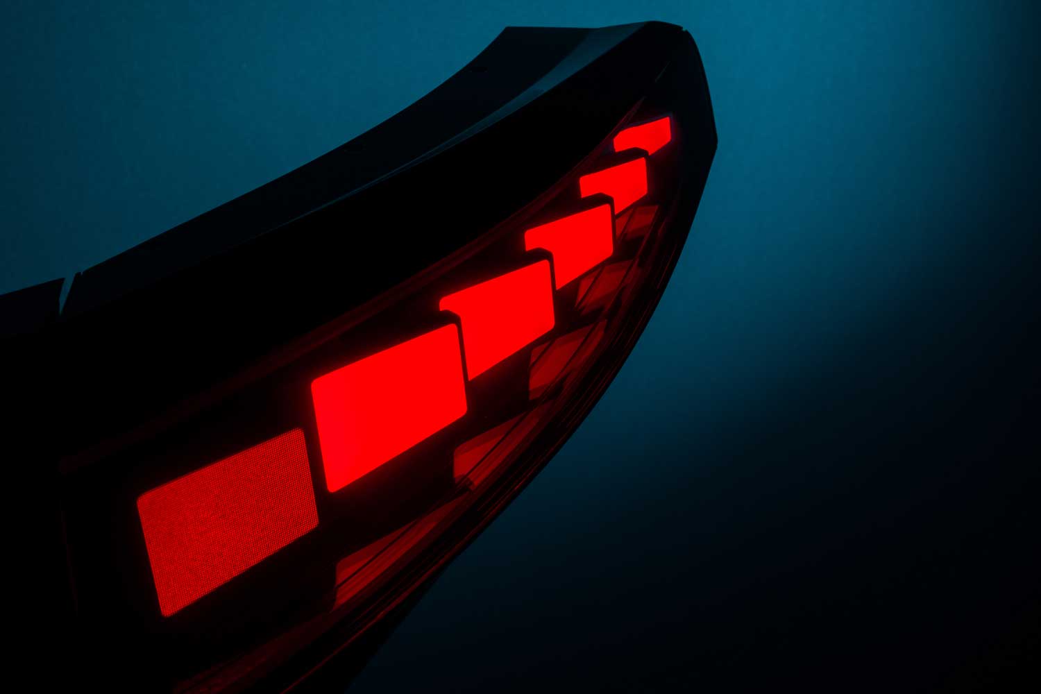 Valeo's Revolutionary EvenLED Technology Wins 2025 Road Safety ...