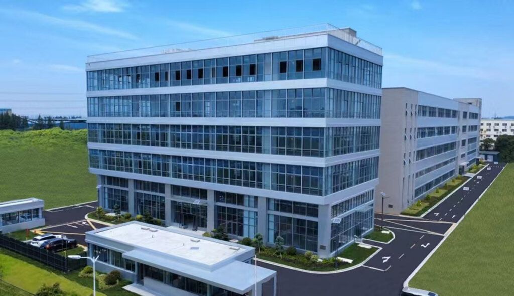 Valeo opens a new production facility in China to support the software-defined vehicle ...