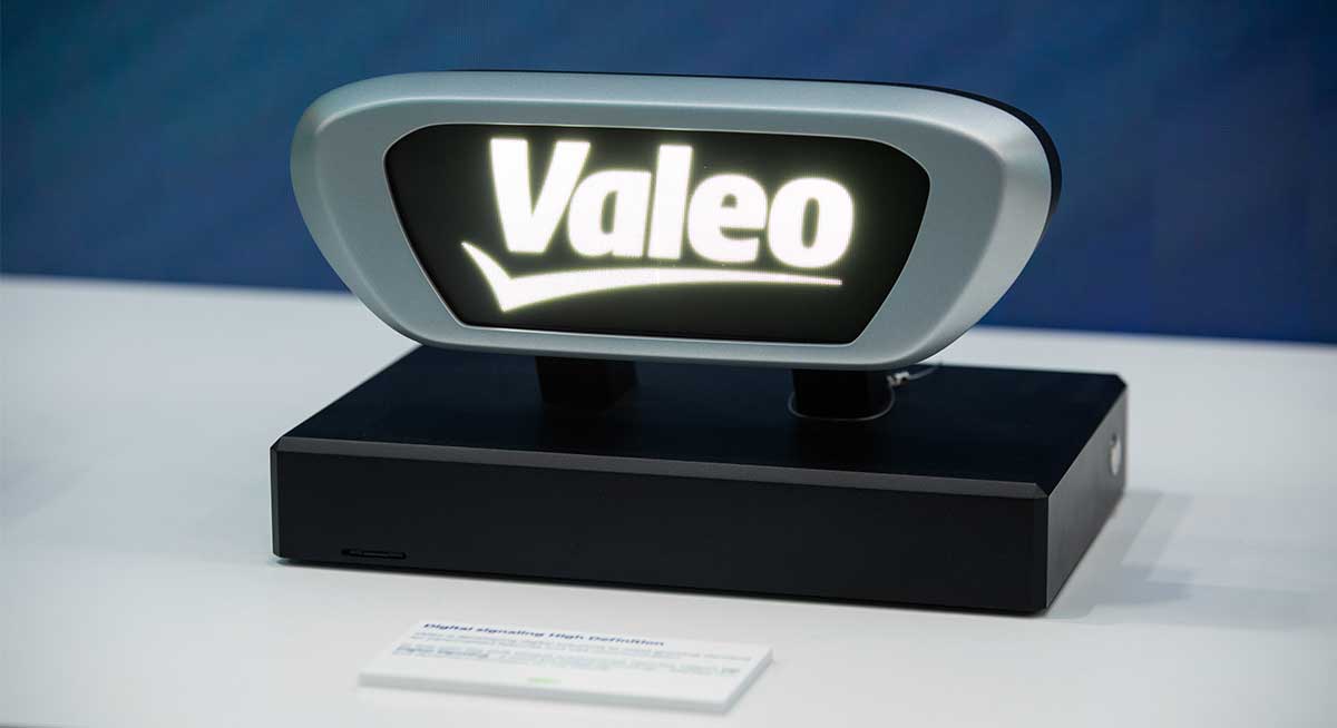 法雷奥携手富采推出创新Mini LED车外高清显示产品 首次亮相德国IAA车展 | Valeo